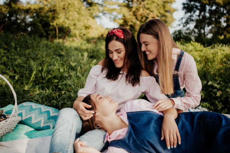 330 Top #Friends Hashtags to Boost Your Instagram & TikTok
